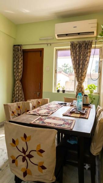 Pauls Cozy Kasba Stay - Kolkata