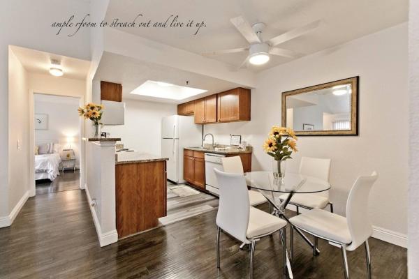 2br Condo With Pool And Gym Strip View - Las Vegas, NV