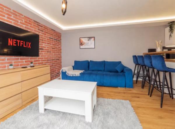 Group Place Parking 3 Bed 3 Bath Sleeps 8 - Rugby