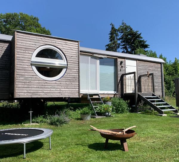 Zirkuswagen Auf Rädern, Tinyhouse, Tinyhaus, Auf Grüner Wiese, Ländlich, Nahe Hamburg, Natur - Stade