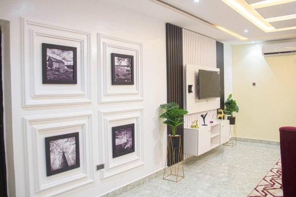 Luxury Getaway Apartment In A Serene Environment - Lagos