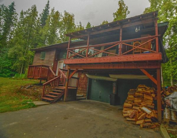 Frontier Bnb - Fairbanks, AK