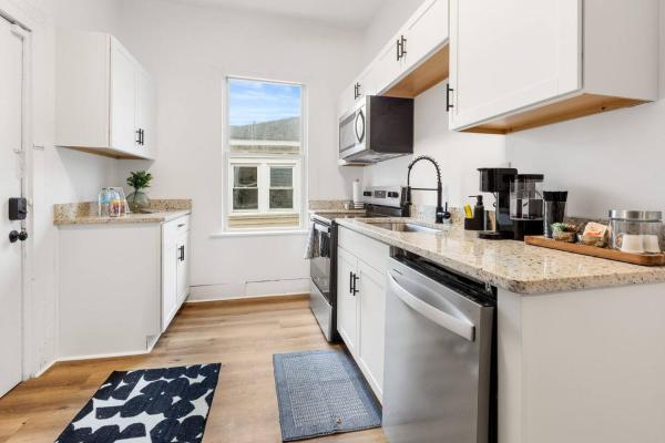 Urban 1br Bungalow Fire Pit Near 5 Points - Columbia, SC