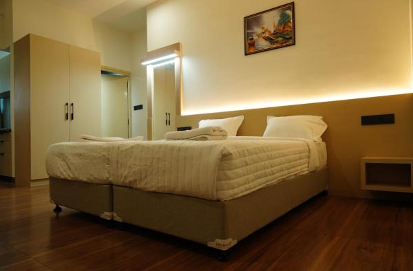Kristal Grand - Bangalore