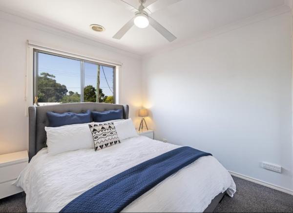 Regent Retreat - Sleeps 15, Pool, Bbq - Moama