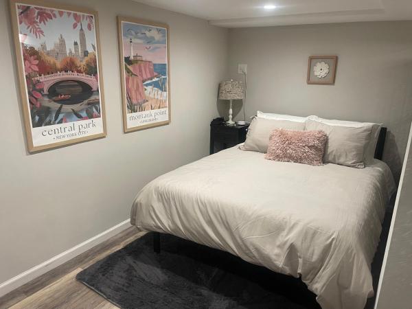 Newly Reno'd Studio Near Stony Brook University - SBU, Stony Brook