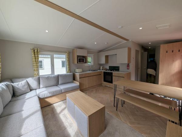 Stylish 3-bed Caravan In Newquay - Newquay