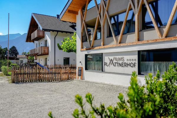 Plattnerhof Viums - Quiet Family Farm Apartments Near Brixen - Plose