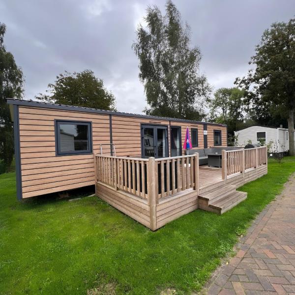 Comfortabel Chalet Voor 6-8 Personen Op Toplocatie Bij Zuidlaardermeer! - Groningen