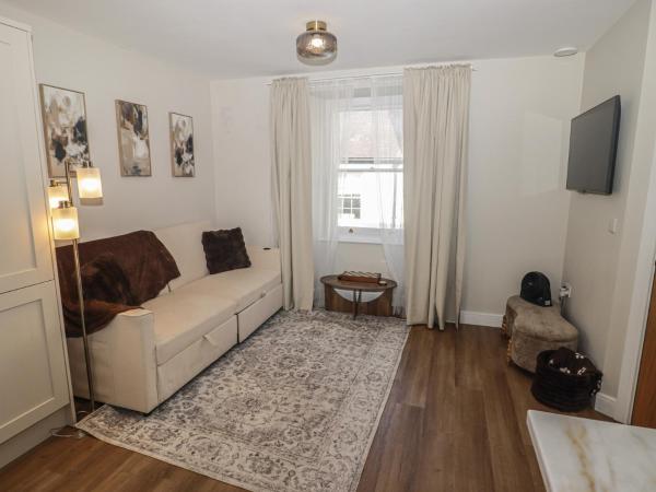 Flat 3 - Tenby