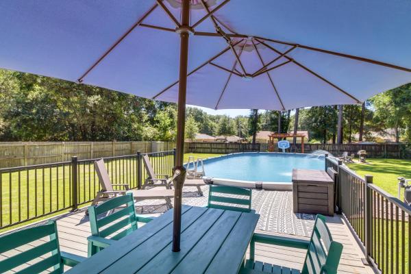 Outdoor Oasis & Game Room! Milton Family Escape - Milton, FL