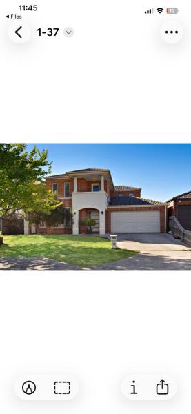 Stylish Taylors Hill Kingdom - Melton