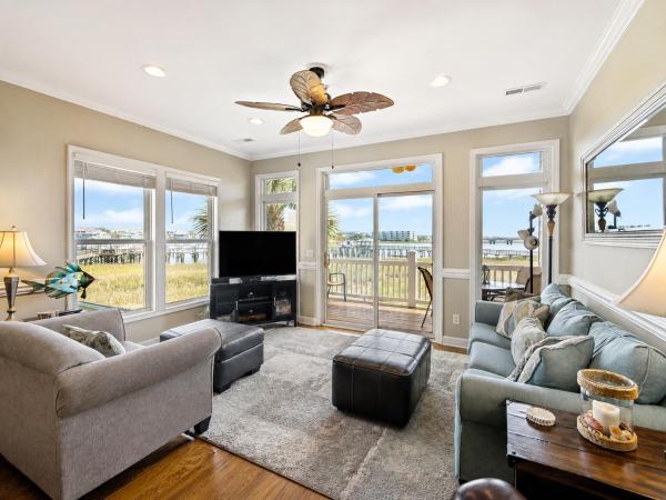 17 Turtle Bay Riverview Condo Pool - James Island, SC