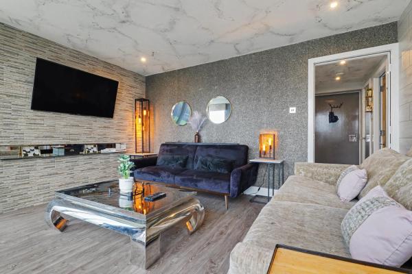 2 Bedroom Glasgow Penthouse With Rooftop Terrace - Glasgow
