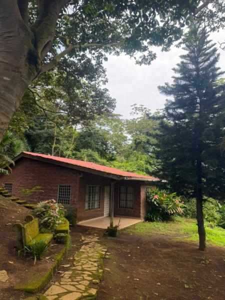 Casa Las Nubes, La Crucero - Nicaragua