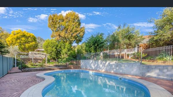 84 On White - 4 Bedroom With Private Pool & Entertainer's Deck - Tamworth