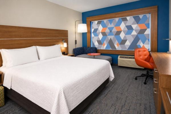 Holiday Inn Express & Suites Atlanta N - Woodstock By Ihg - Georgia, GA