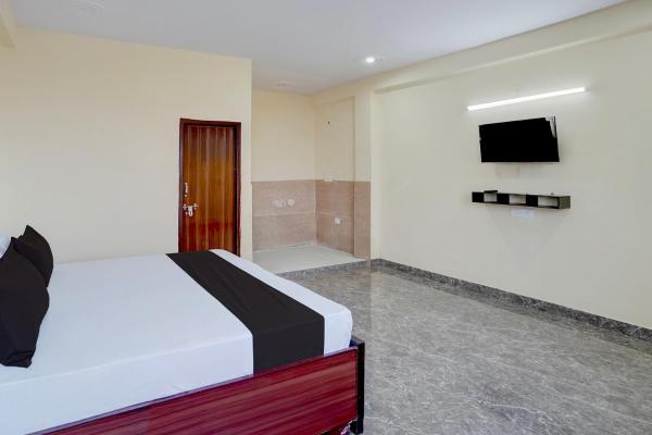 Hotel O The Grand Luxury - Ghaziabad