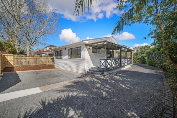13 Bollard Ave - Auckland