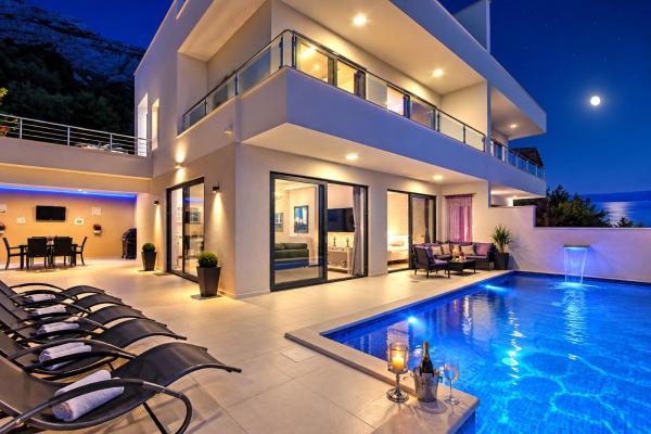 Holiday Home Anja - Makarska