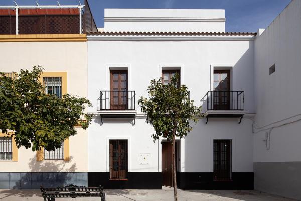 Residencia & Suites Rest Triana Alfareria 100 - Camas