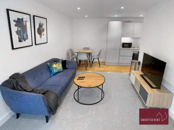 Eton Windsor - 1 Bedroom Flat - With Parking - Slough