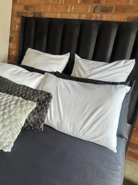 The Noir Living Studio - Johannesburg South