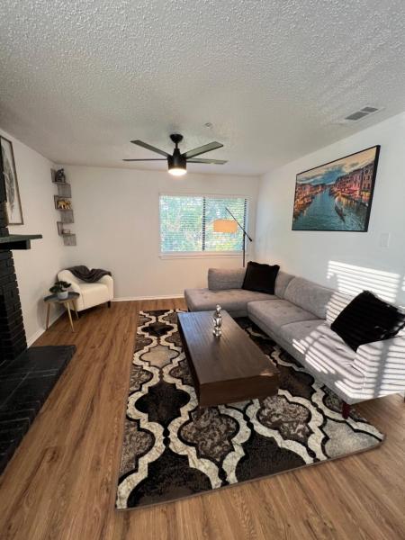 L1 Lovely Storey Apt Dallas - Texas
