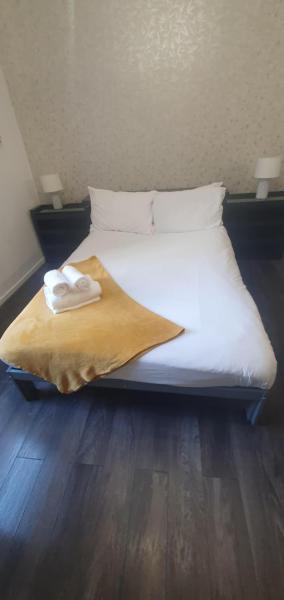 Modern 1br In Bury City Center Near Tram - Rochdale
