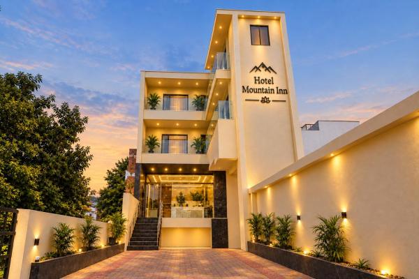 The Sunheaven Hotel - Mohali