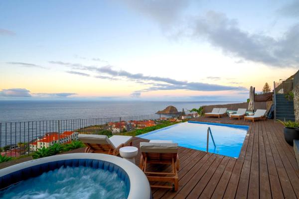 Villa Das Escaleiras With Pool And Jacuzzy - Porto Moniz