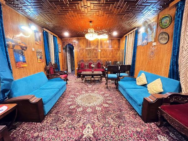 Nsj Heritage Group Of Houseboats - Srinagar
