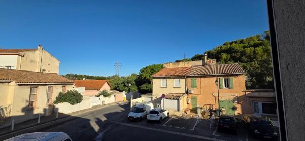 L'insolite - Maison De Village Rénovée, Sol Vitré, Climatisation - Marignane