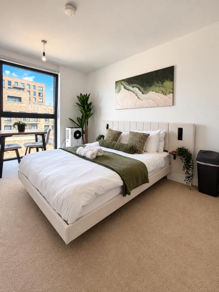 Deluxe Double Room - Barking