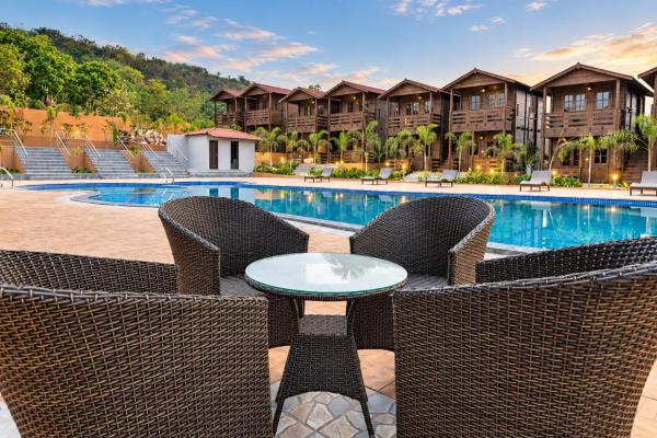Axiom Resorts Luxury Cottages, Arambol - Goa