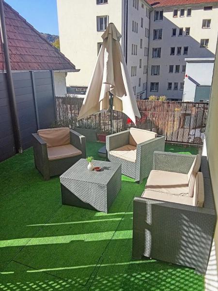 Cozy Terrasse Wifi - Besançon