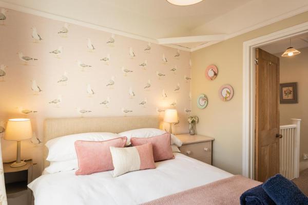 Family Home In The Heart Of Beer, Devon - Beer