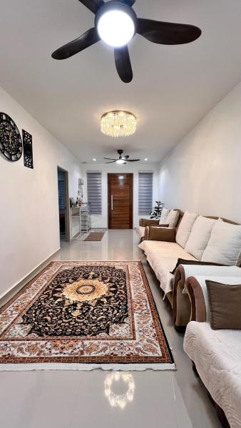 De'5 Homestay Beseri - Kaki Bukit