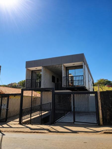 Brumas Container Hospedagem - Minas Gerais