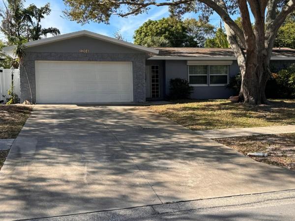 20th St Home Close To Pinellas Trail And Beaches - Clearwater Beach, FL