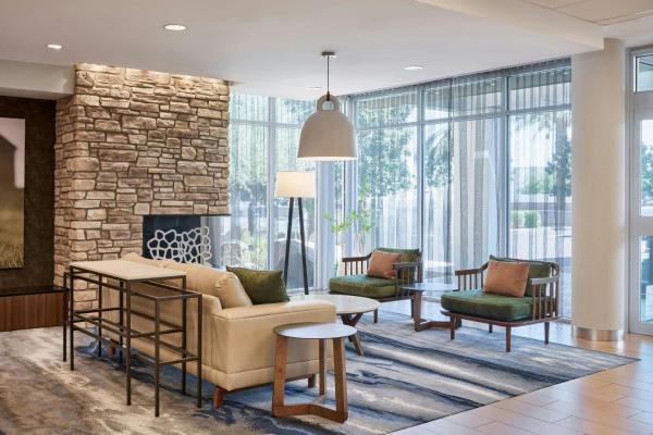 Fairfield Inn & Suites By Marriott Phoenix Tempe/airport - Tempe, AZ