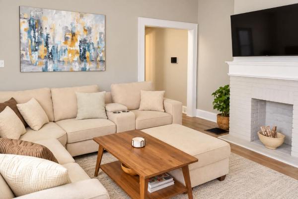 Cincy 5br Retreat, Xavier & Zoo, Sleeps 7 - Cincinnati, OH