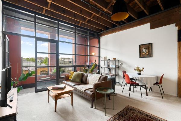 Myrtle House Loft - City Views & Amazing Rooftop - Sutherland