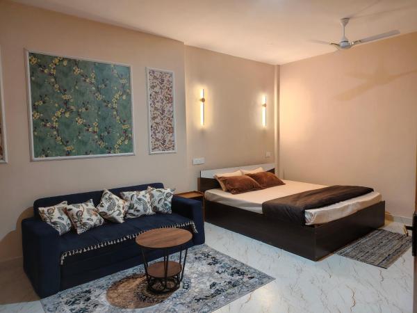 Uptown Escape Premium 1rk - Jorhat
