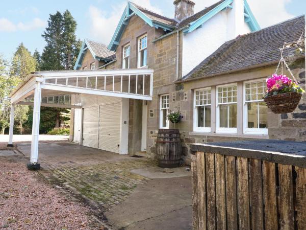 West House - Dunkeld