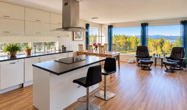 Tromsø Home With Panoramic Views And Great Patio - Tromsø
