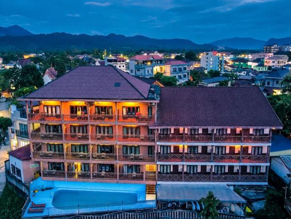Mountian River View Hotel - Laos
