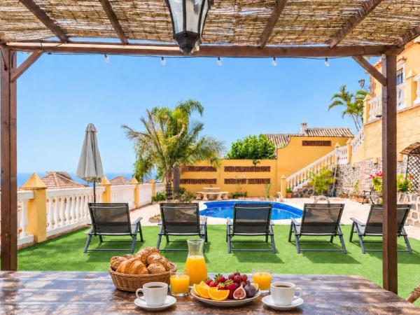 Chalet Con Piscinas Y Vistas De Ensueño - Almuñécar