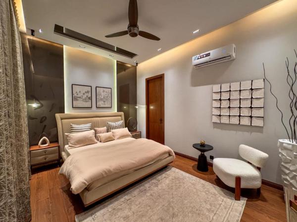 Luxury Designer Rooms P6 - Grace Hosting - Lahore