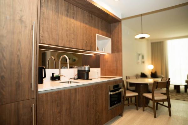 Stylish Brickell 1br – Walk To Everything - Miami, FL